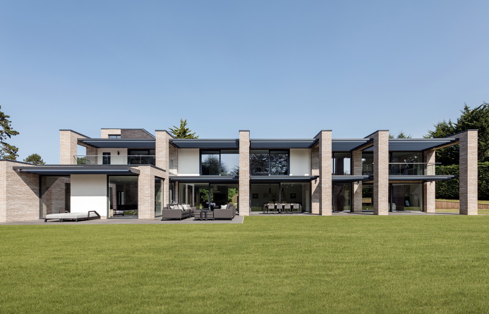 Contemporary New Build Villa - Anderson Orr Architects Ltd.